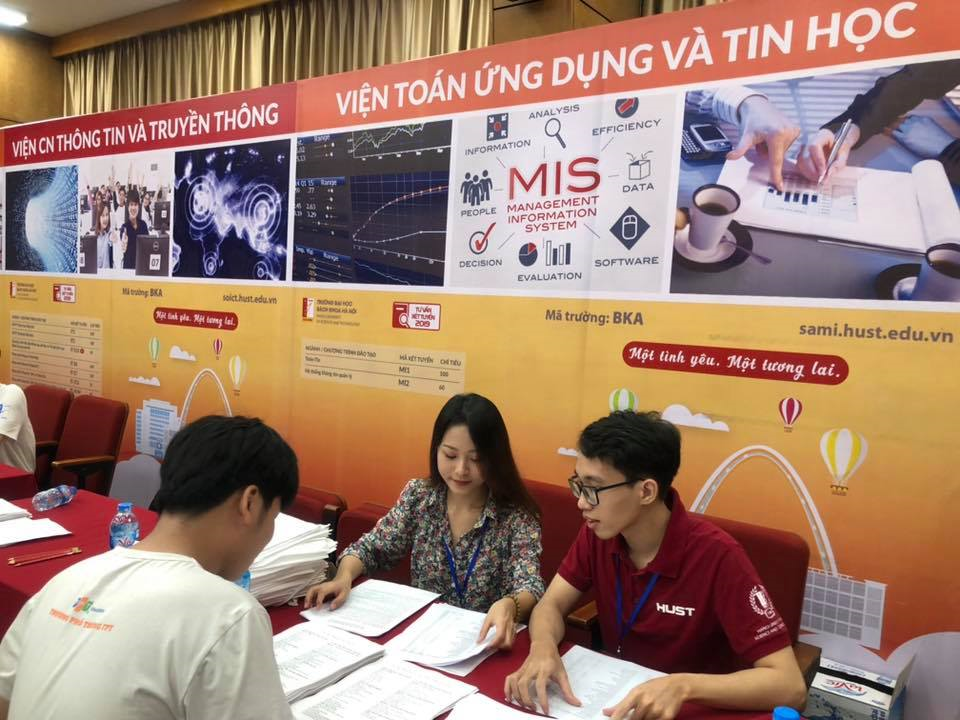 Mathematics - Informatics Programme Specification - Faculty of Mathematics and Informatics